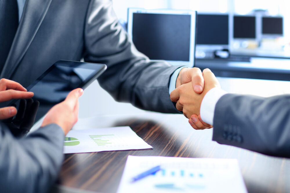 How to choose the best KYB solution provider (5 useful tips)